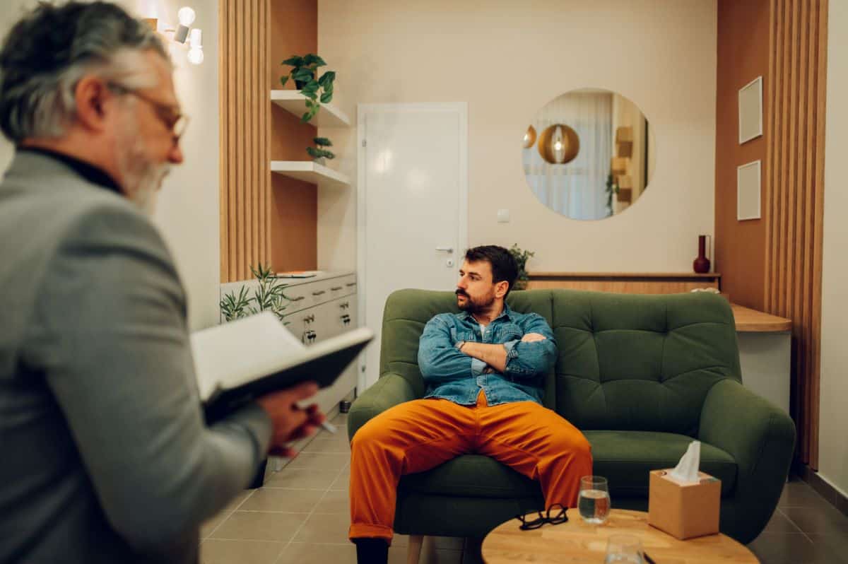 Cognitive Behavioral Therapy vs. Psychotherapy: Main Differences