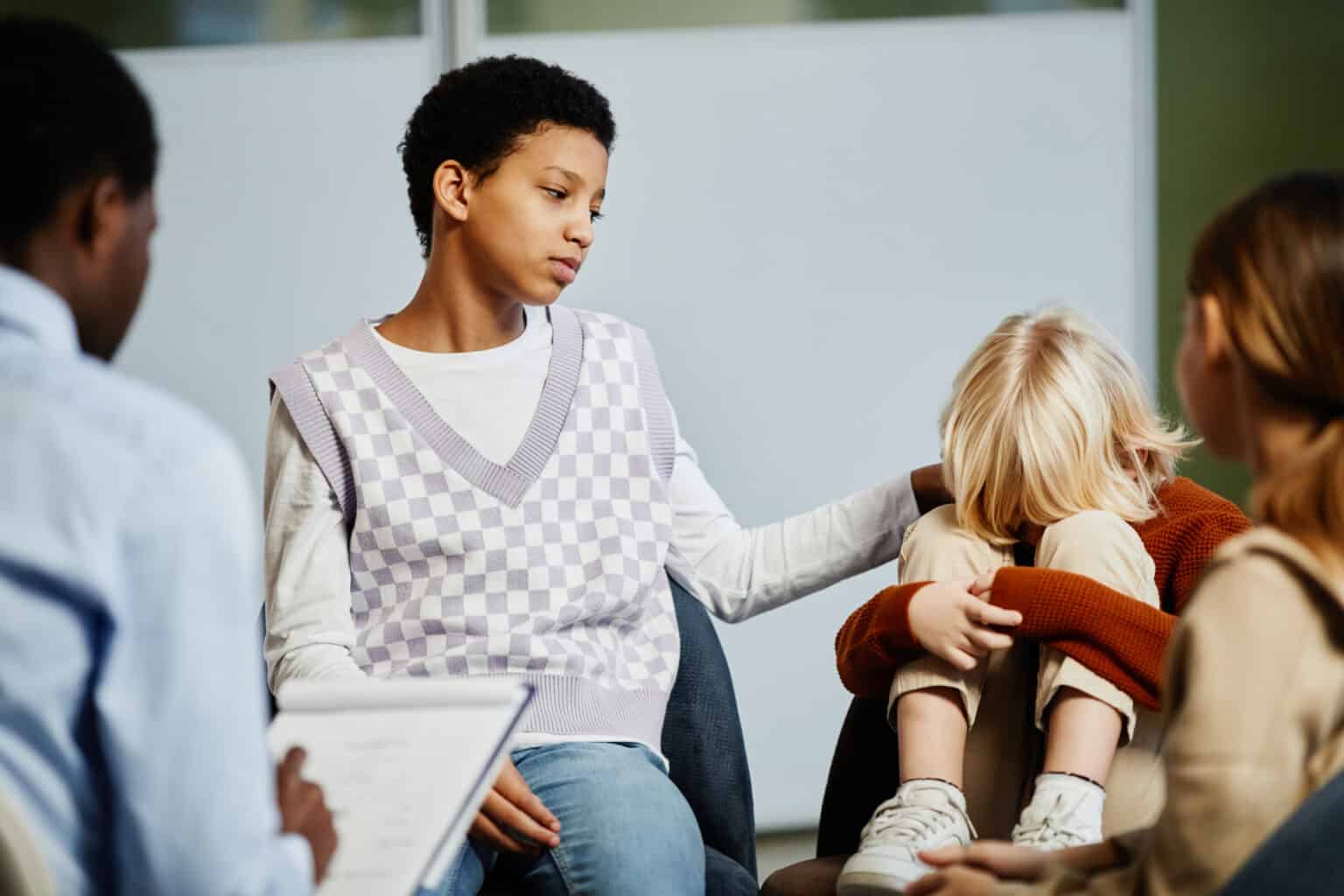 Group Therapy for Teens: Approaches and Advantages