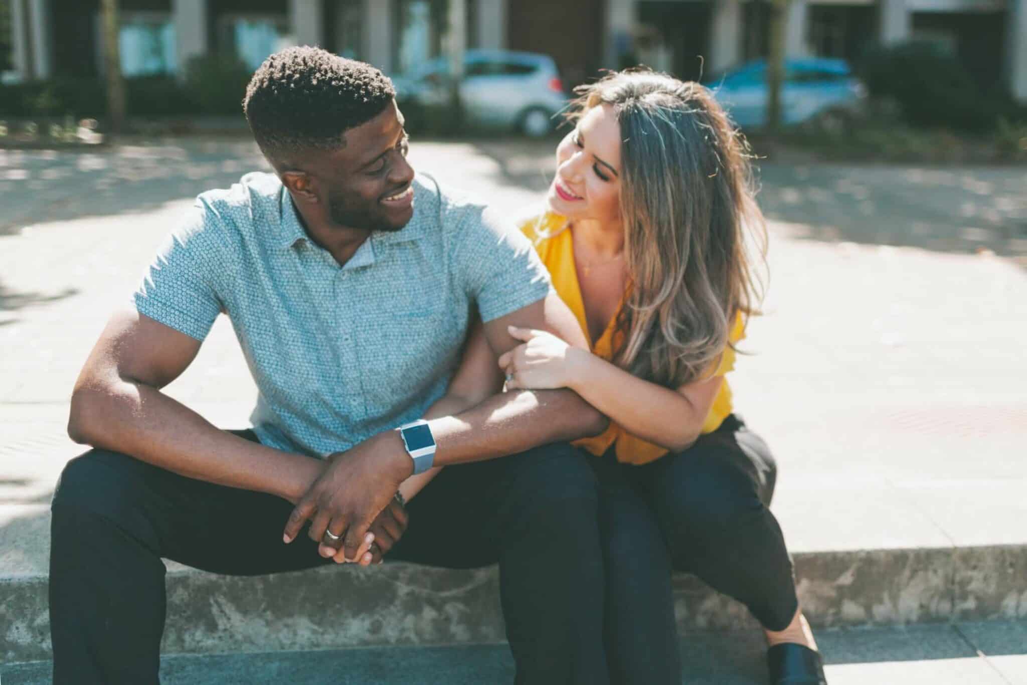 How to Tell if a Bipolar Man Loves You: 13 Signs & Behaviors