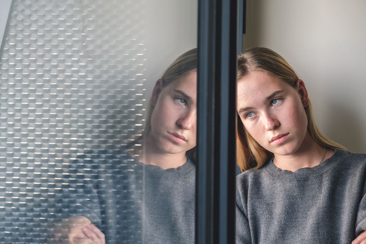 Scarcity Mindset: Impact, Causes, and How to Overcome