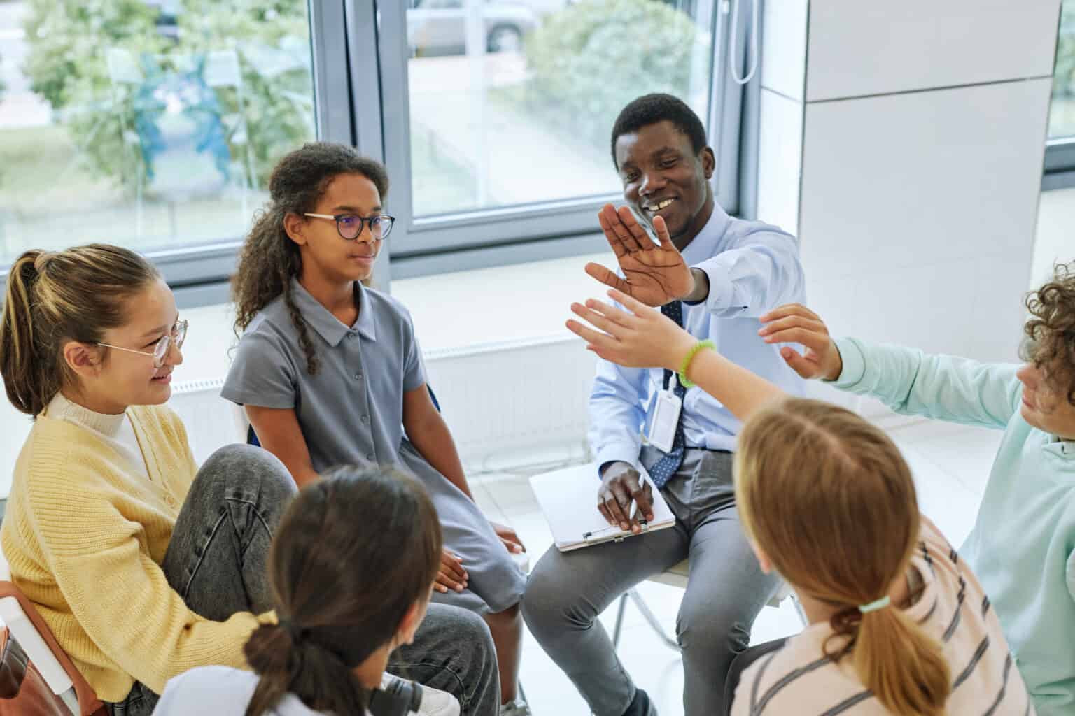 Group Therapy for Teens: Approaches and Advantages