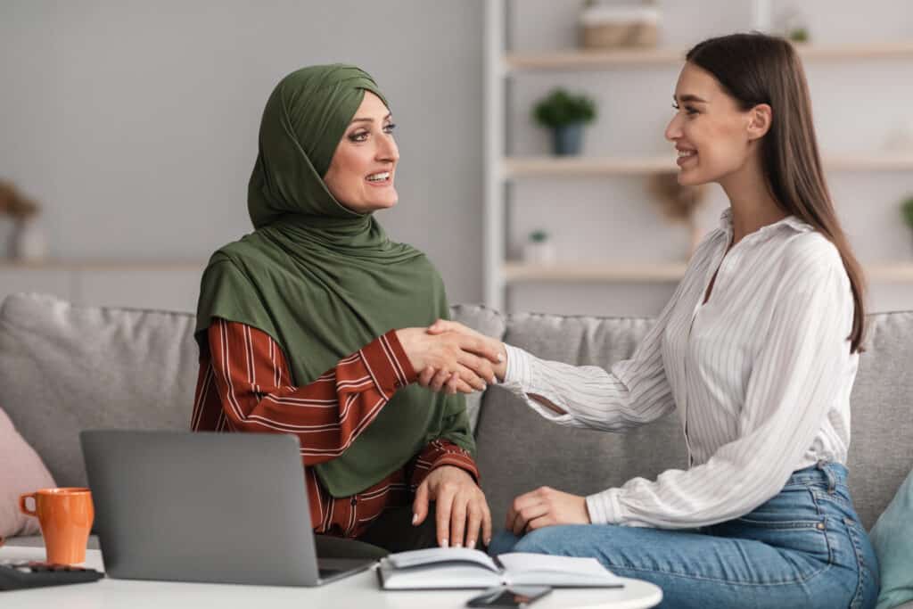 6 Muslim Therapists Near Me in 2024: Faith-Based Services