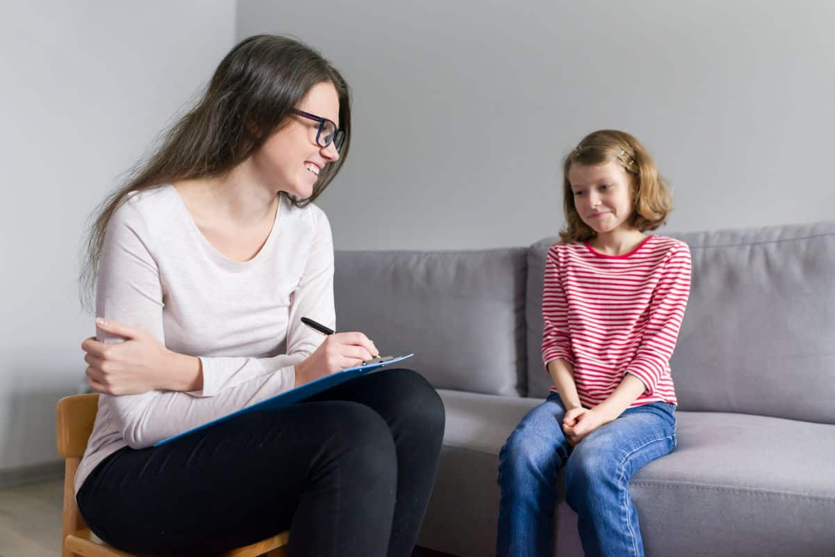 Cognitive Behavioral Therapy for Kids: A Complete Guide