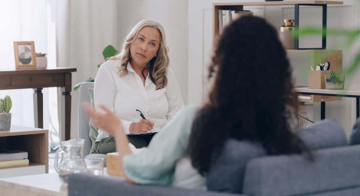 LPC vs. Psychologist: Understanding the Key Differences LPC vs. Psychologist: Understanding the Key Differences