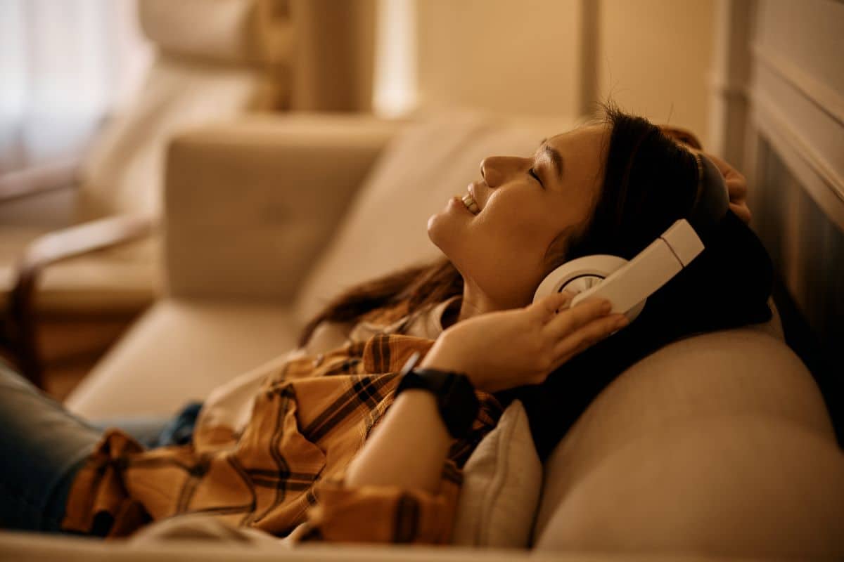 9 Emotion-Focused Coping Strategies for Stress Management | Find A ...