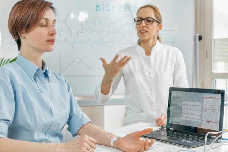 Biofeedback vs Neurofeedback: A Comprehensive Comparison