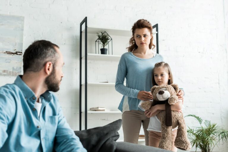 Narcissistic Father: 13 Signs and Their Impact on Children